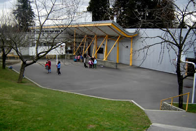 Featured Stories - Thumbnails - École Larson Elementary