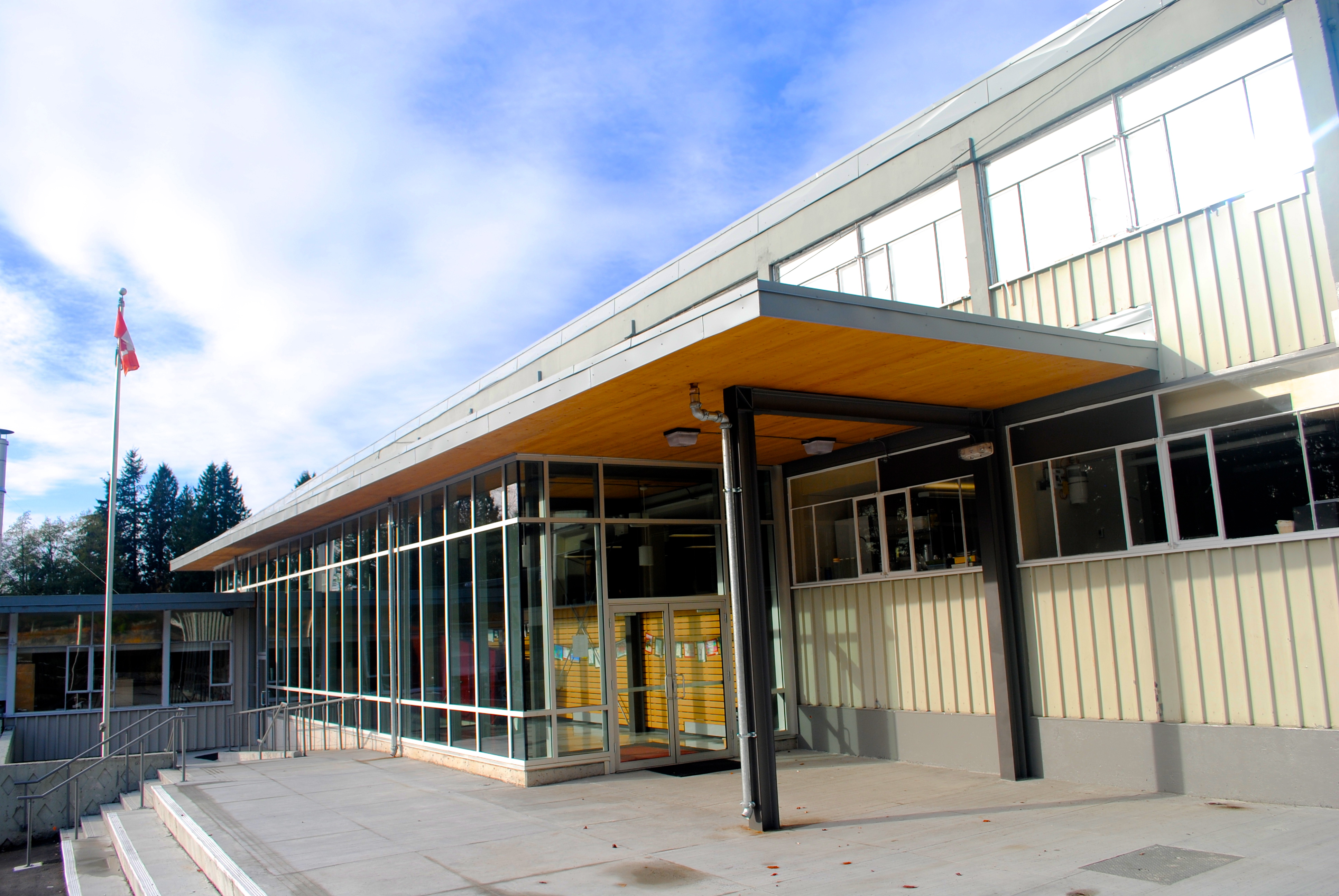 Featured Stories - Thumbnails - Mountainside Secondary School