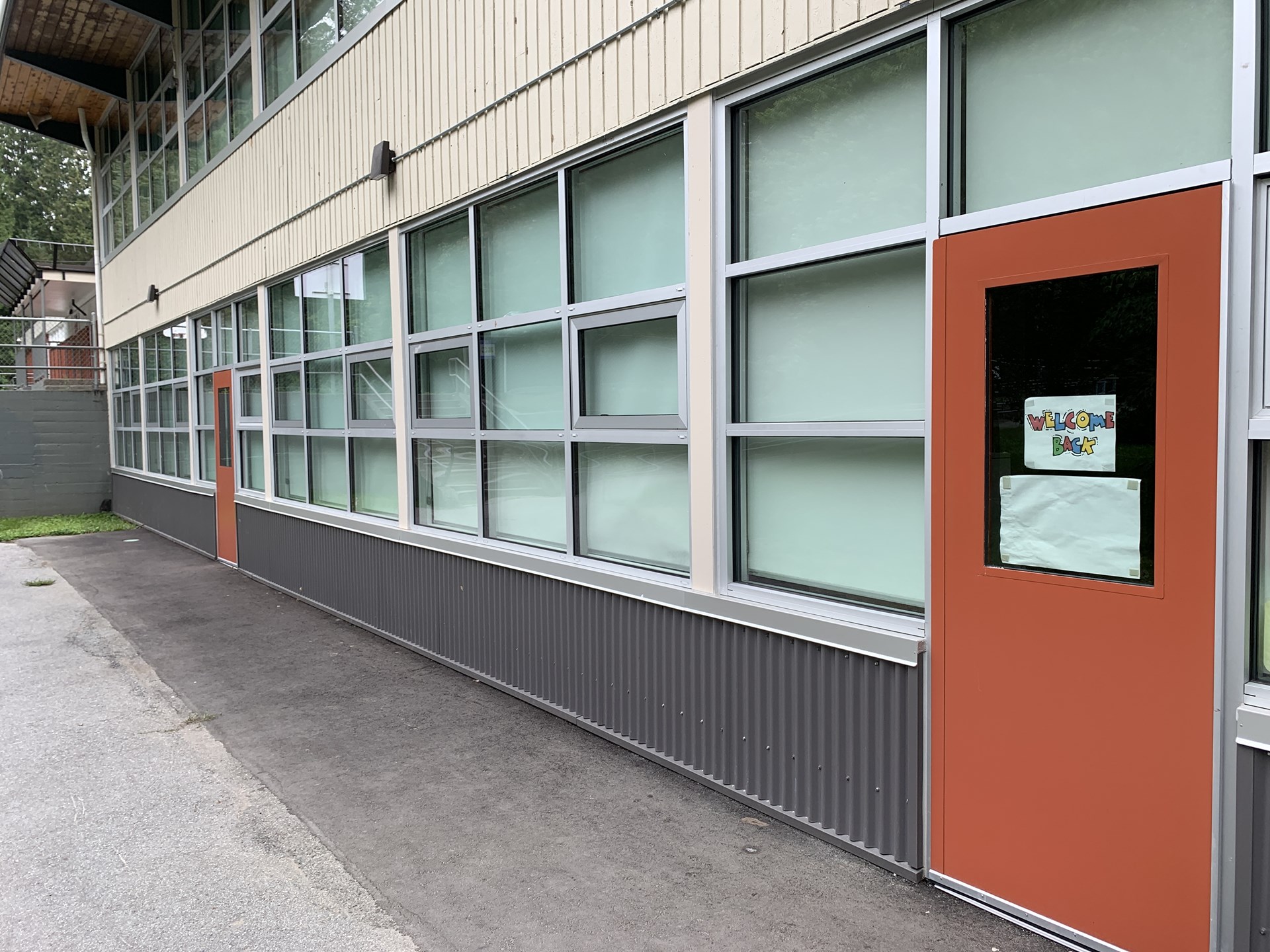 Featured Stories - Thumbnails - Mountainside Secondary School